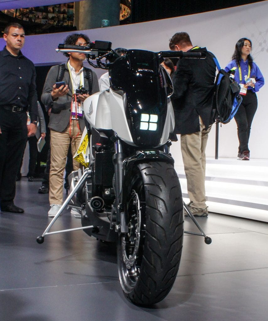 Honda's Autonomous Self Balancing Motorcycle - CycleVin