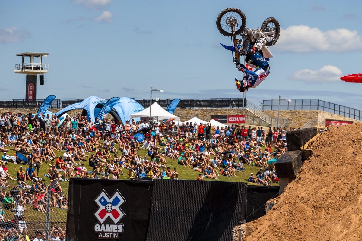 Tom Pages Wins Quarter Pipe Gold - CycleVin